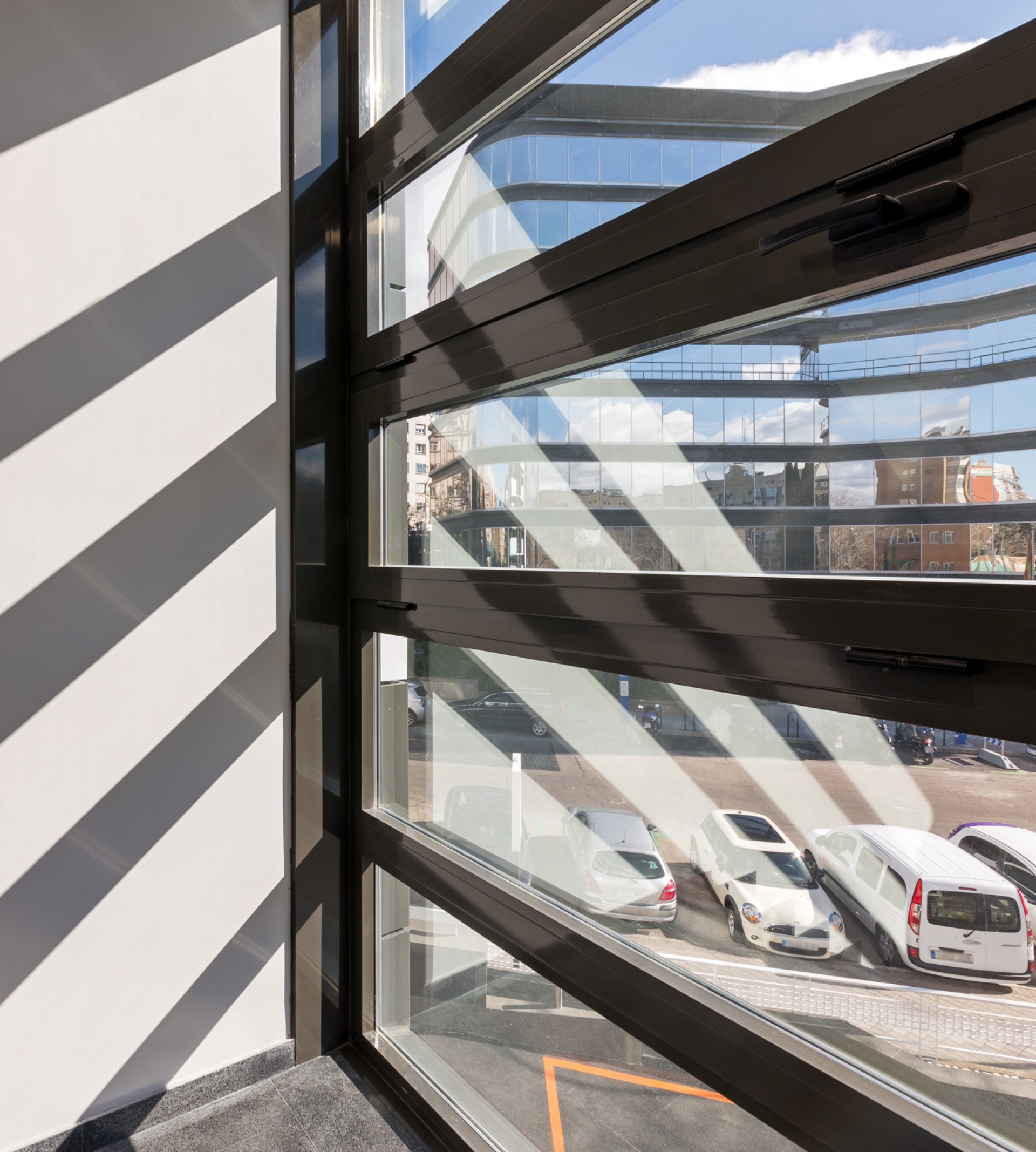 Fiteni I - Exlabesa UK