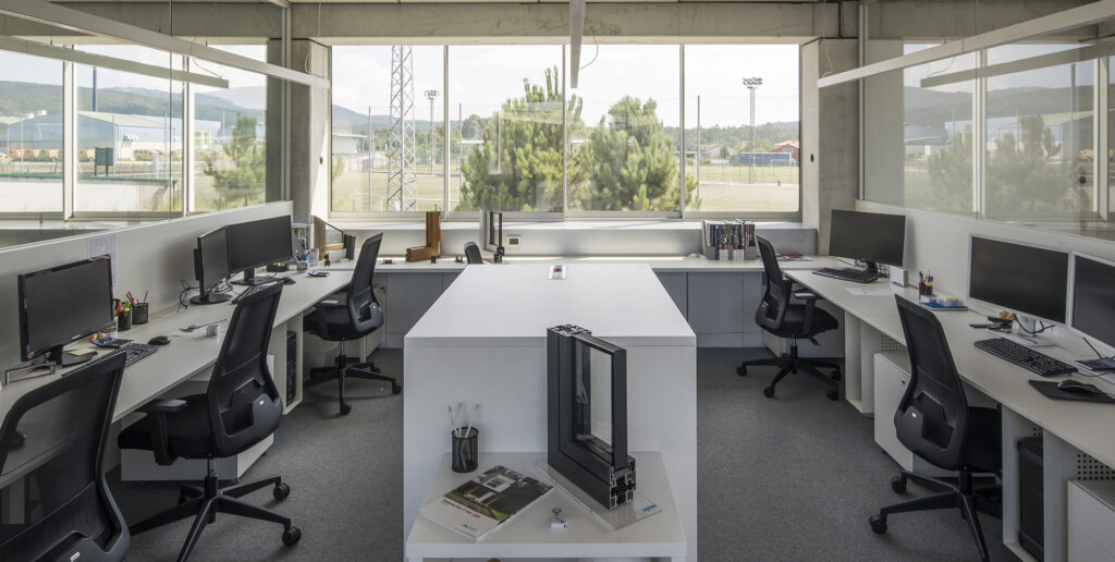 Exlabesa installs a new state-of-the-art vertical coating plant